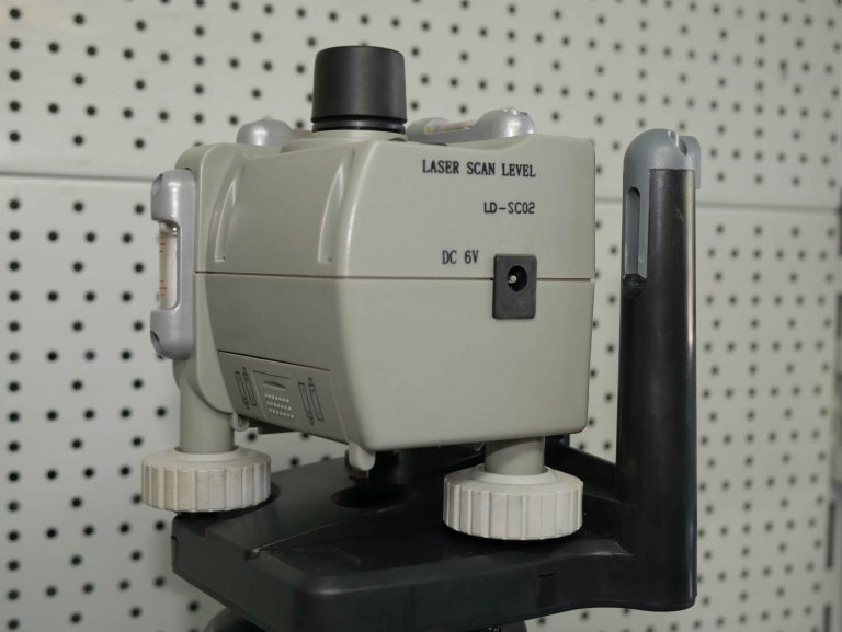 Niwelator laserowy LASER SCAN LEVEL LD-SC02 – WYPOŻYCZALNIA SPRZĘTU